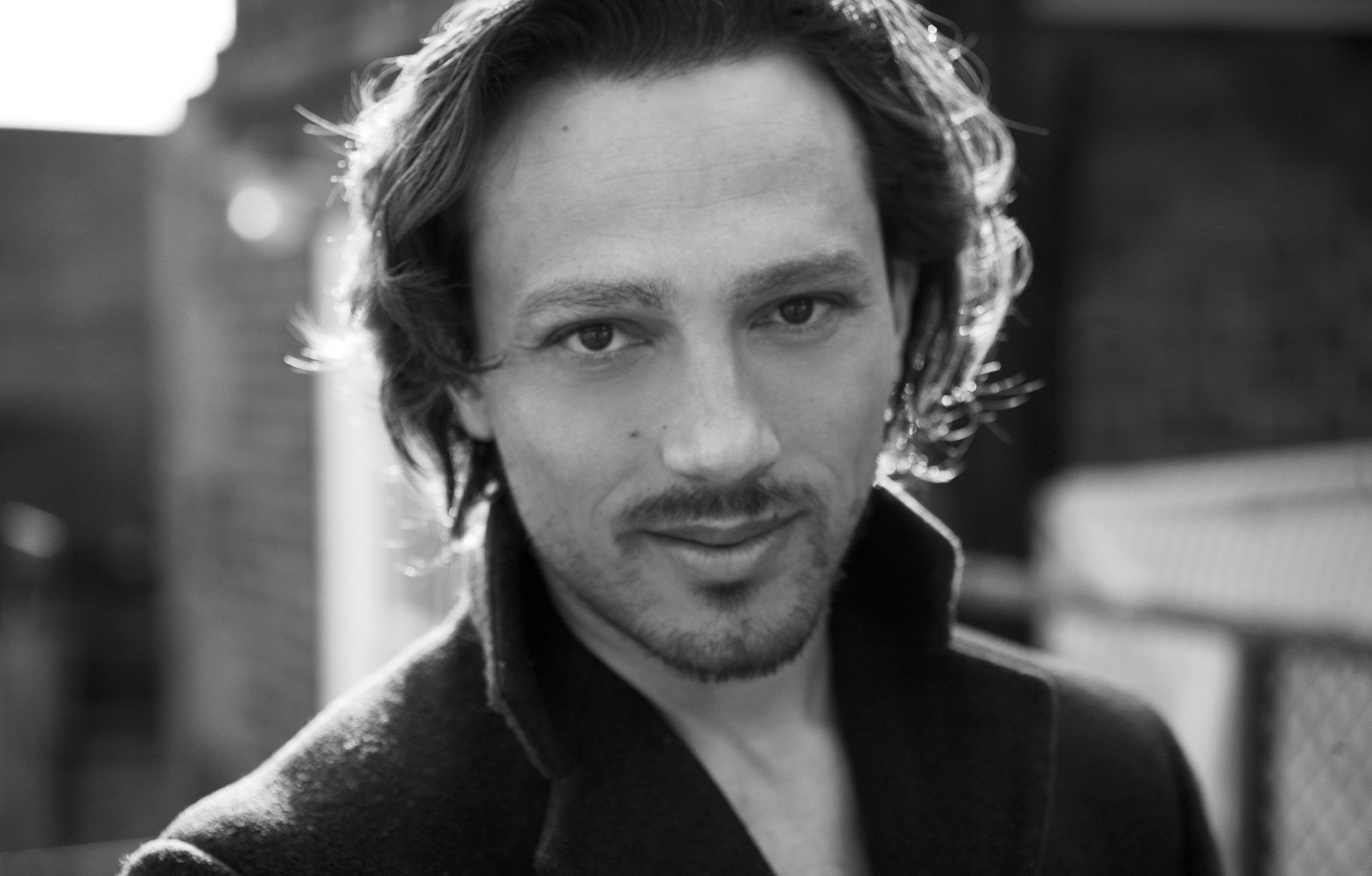 Luca Zizzari snema nove dele TV serije "Peaky Blinders" - Caelle