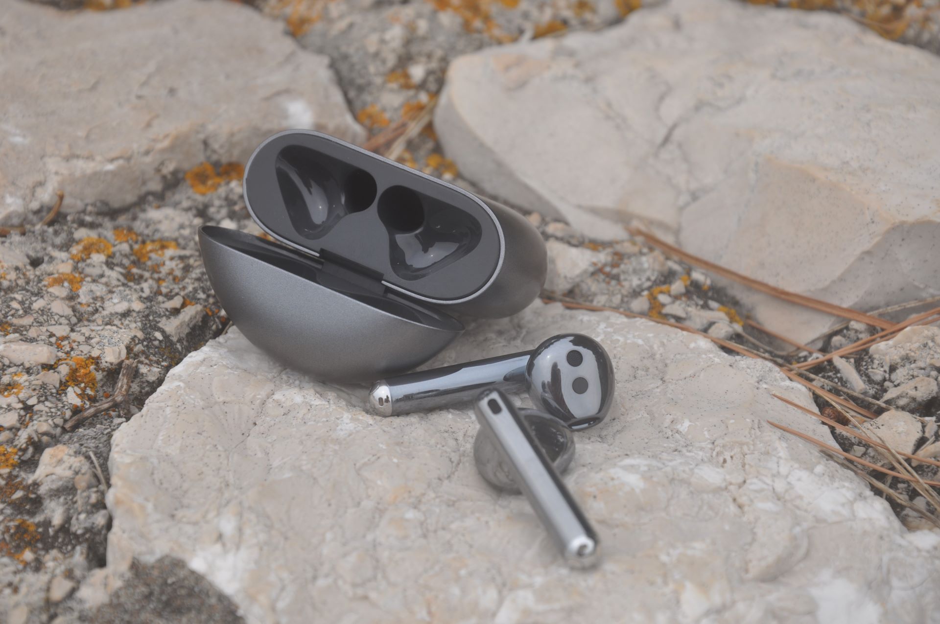 Huawei FreeBuds 4: Udobje brez primere - Caelle